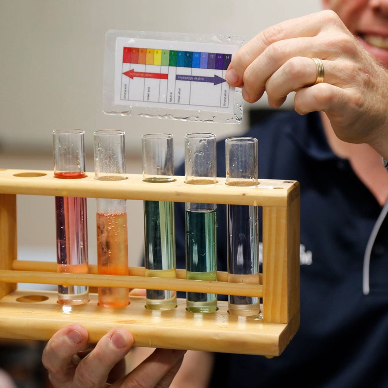 Education - Solitary Island Aquarium - Southern Cross University